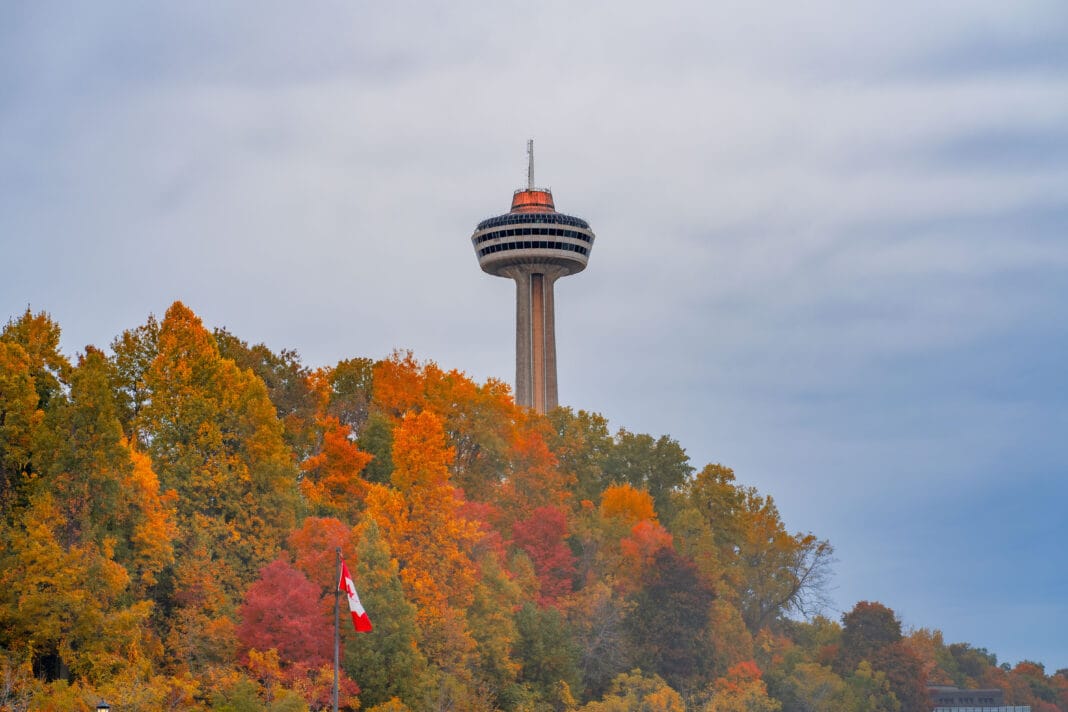Fall Foliage In Niagara Falls-Canada's Best Leaf-Peeping Guide